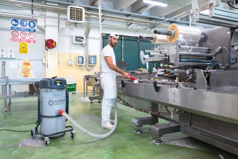 Nilfisk VHS120 FN # Bakery Single Phase Industrial Vacuum - CleanQuip